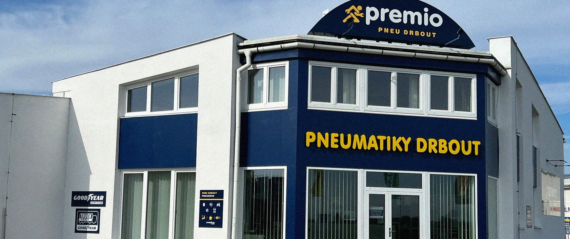 Rychlý a spolehlivý pneuservis nedaleko Pardubic | PNEUMATIKY DRBOUT Rychlý a spolehlivý pneuservis nedaleko Pardubic | PNEUMATIKY DRBOUT